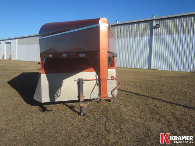 2015 Bergen 16' Gooseneck Stock Trailer- Kramer Trailer Sales